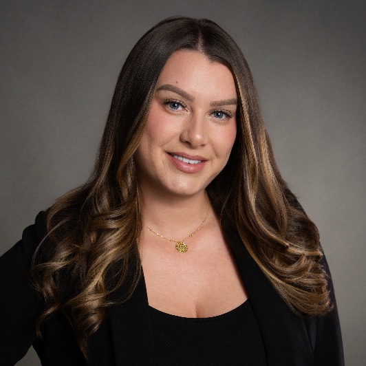 Real Estate Agent – Taylor Carter - Real Brokerage