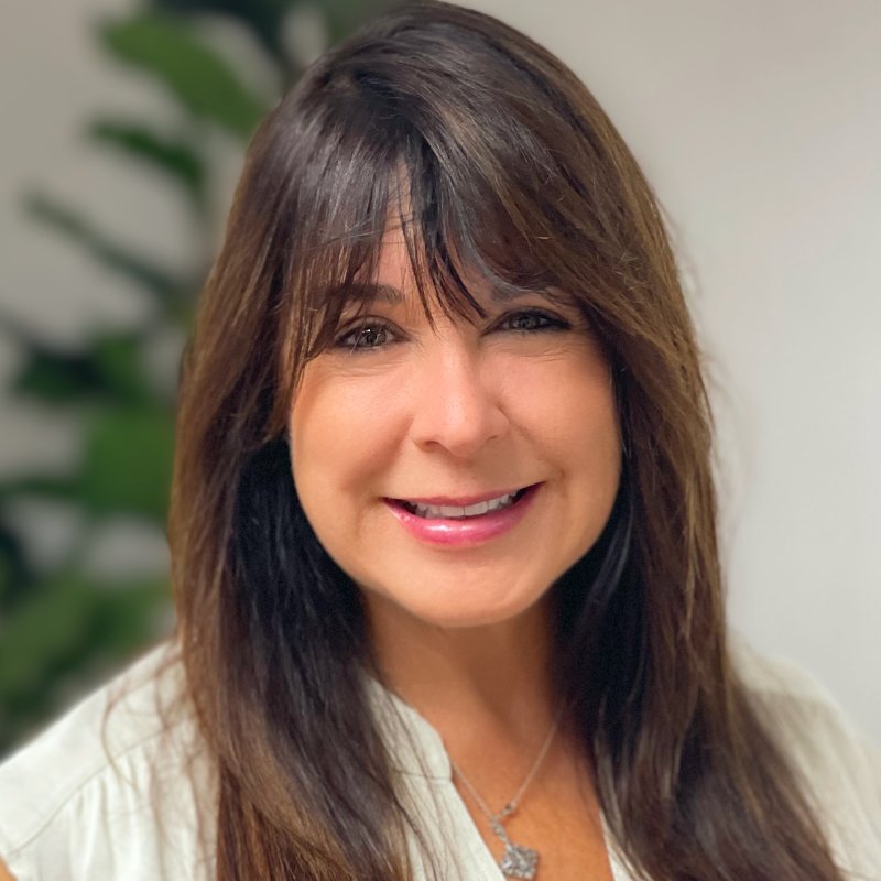 Real Estate Agent – Lillie A Ferreiro - Shelton and Stewart Realtors